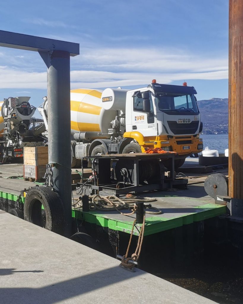 Lavori subacquei sul Lago Maggiore e Svizzera - Comar
